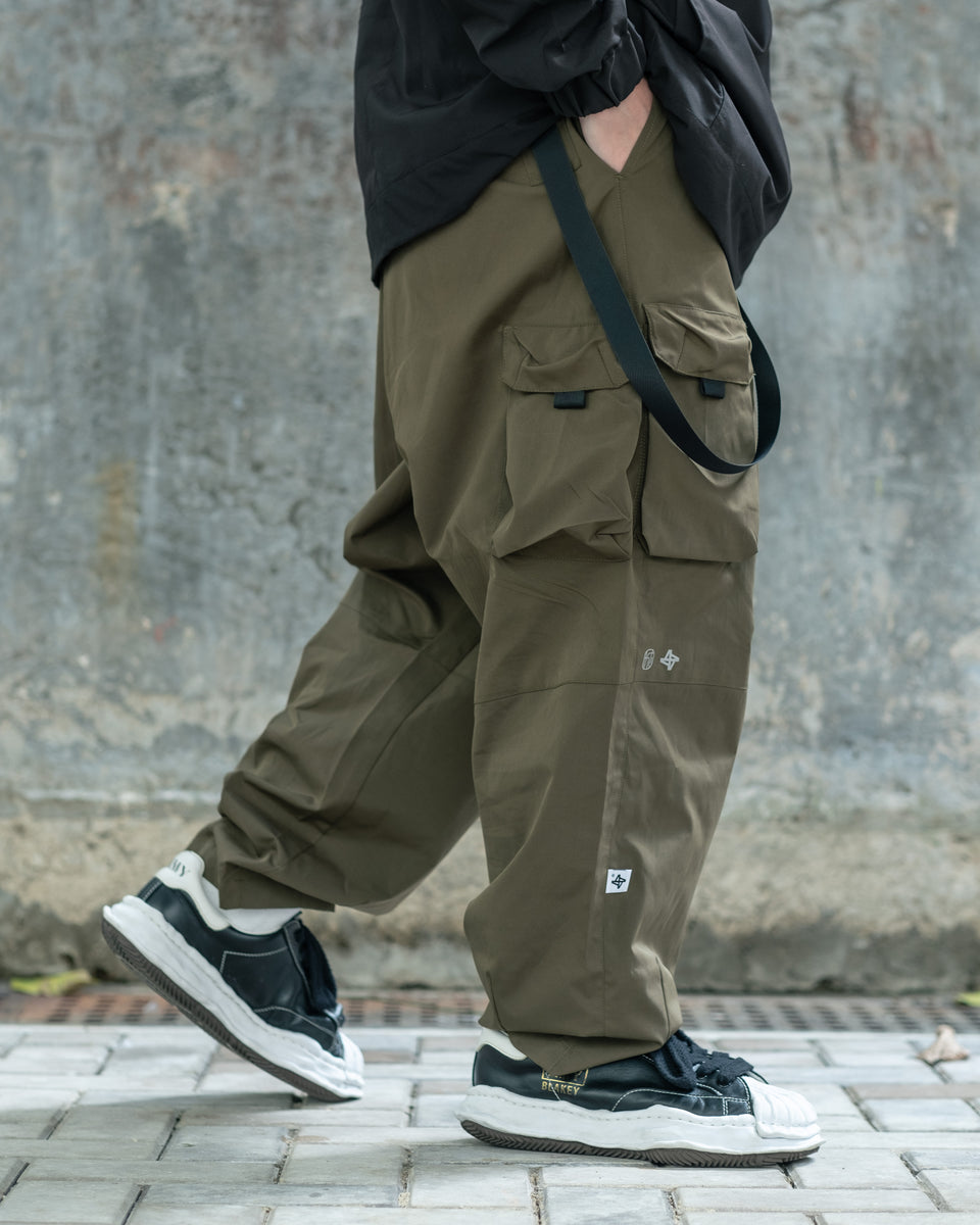 PROJECT 4 x CITIBREW Worker Shield Balloon Pants Olive